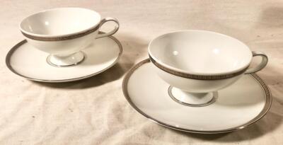 VINTAGE TREASURE CHEST CHINA GERMANY 2 CUPS & 2 SAUCERS CHARM PATTERN ...