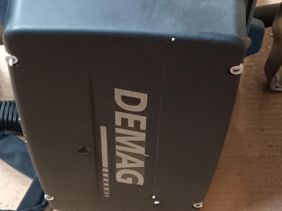 DEMAG CHAIN HOIST W/ TROLLEY DC-COM10-1000 1/1 H5 V4.8/1.2 440-480V ...