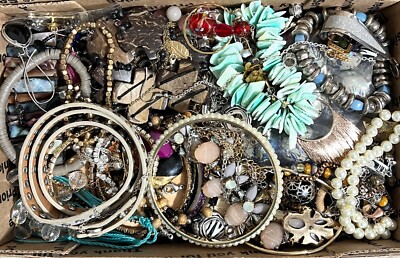Vtg - Now Broken Jewelry Lot Repurpose Rhinestone Beads Parts Upcycle ...