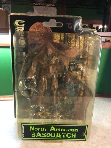 CreatuReplica North American Sasquatch 9" Inch Articulated Figure NIB ...
