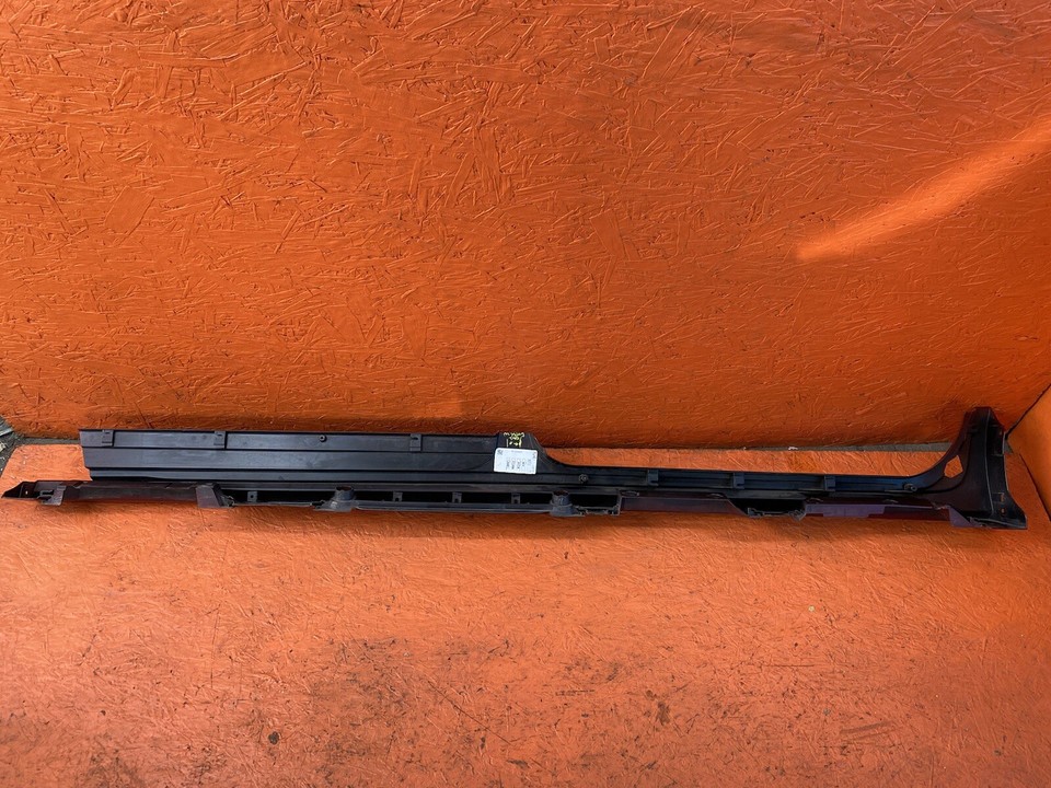 2021-2023 Toyota Sienna Right Side Skirt Rocker Moulding Panel OEM