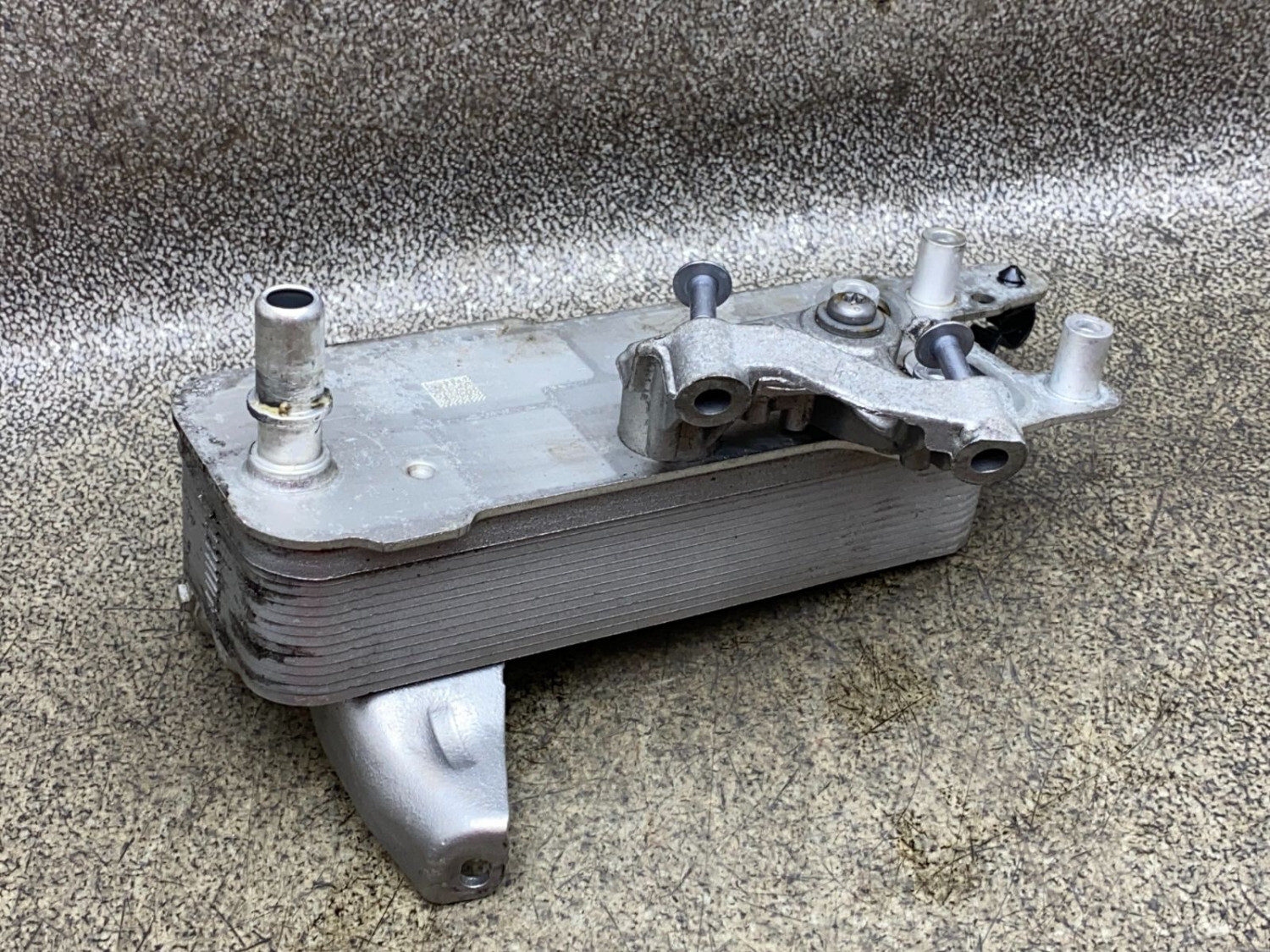 Getriebeölkühler 8514515 Kühler 112Tkm BMW F11 F10 520D Touring 17.1875 ...