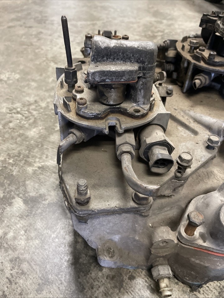 GM Crossfire Corvette Intake Manifold Used Vintage Chevrolet With TBI ...