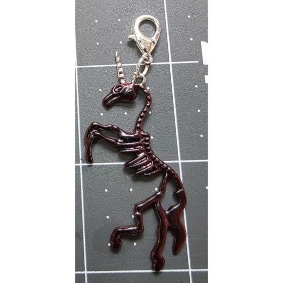 Charm skeleton unicorn | eBay