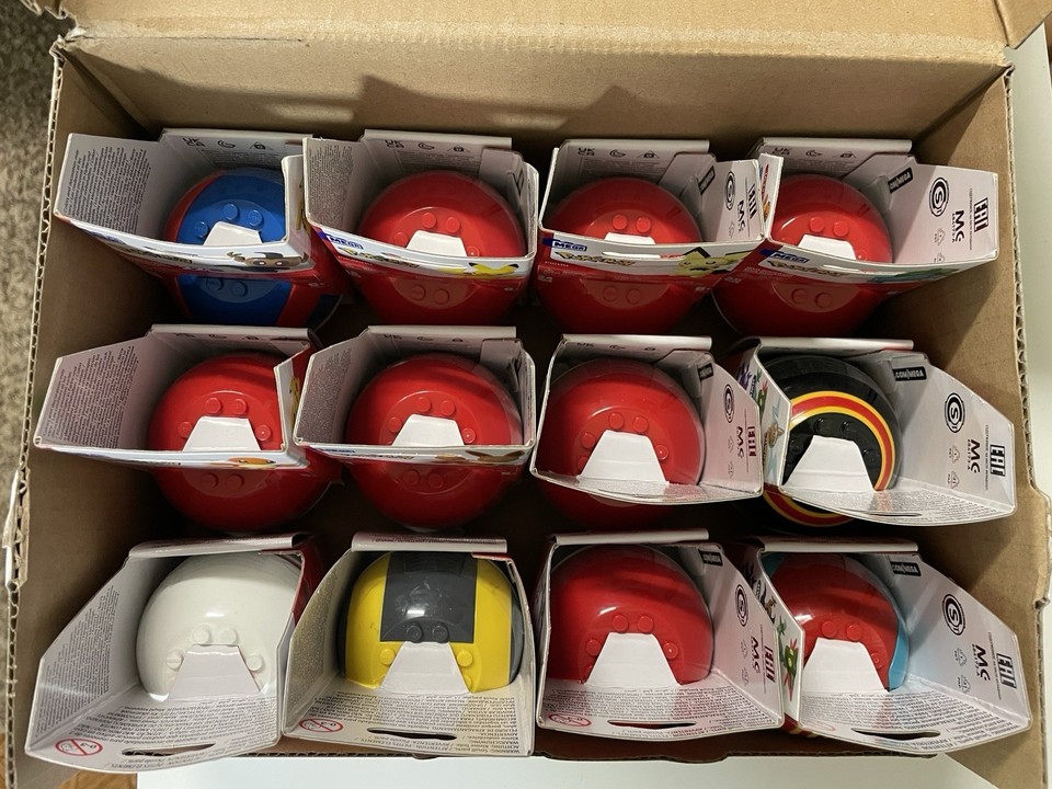 Pokémon Mega Pokeball Building Toy | eBay