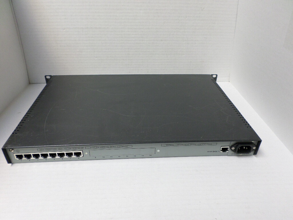 Perle 900-0331R1 IOLAN+rack 8 RS422 8 Port w/rack ears (9 Available ...
