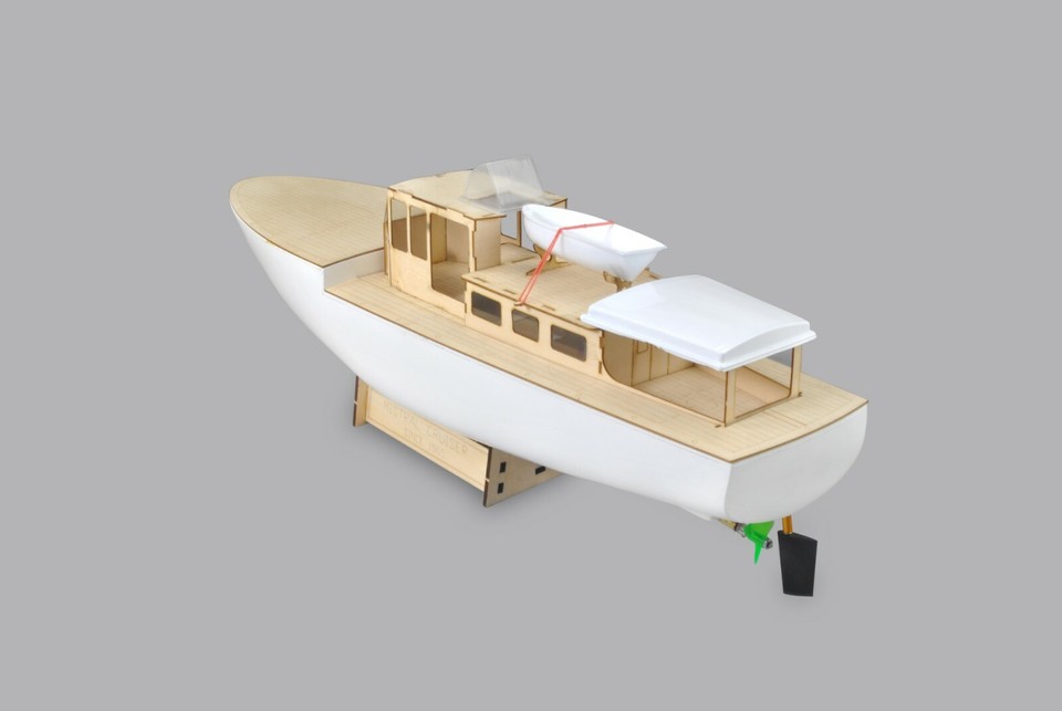 RC model boat Mistral motor yacht - FRP Hull and Plywood Boat Kit (DIY ...