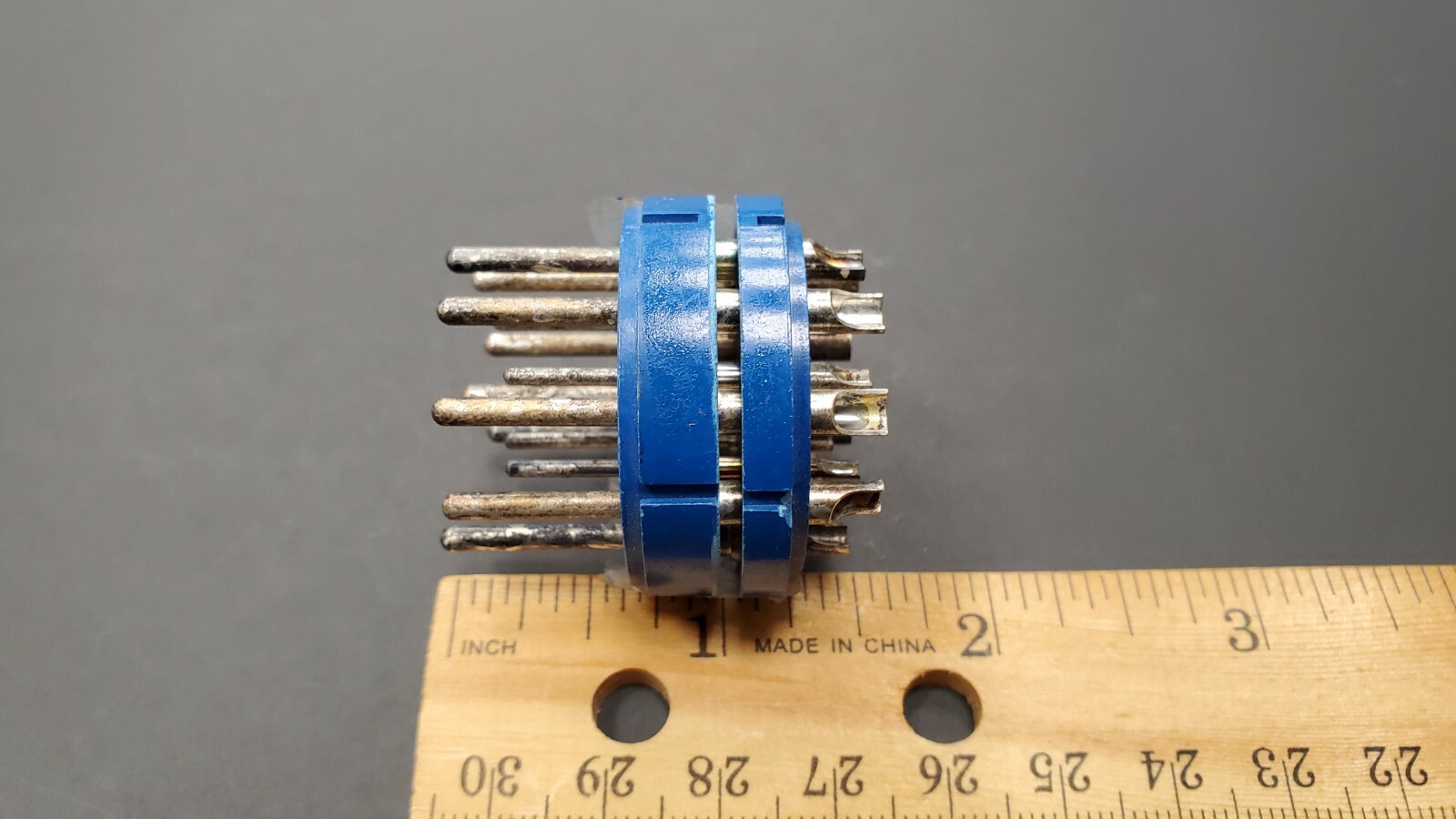 Amphenol - 28 Shell 14 position Pin 10 x 12 awg 4 x 16 Awg NOS | eBay