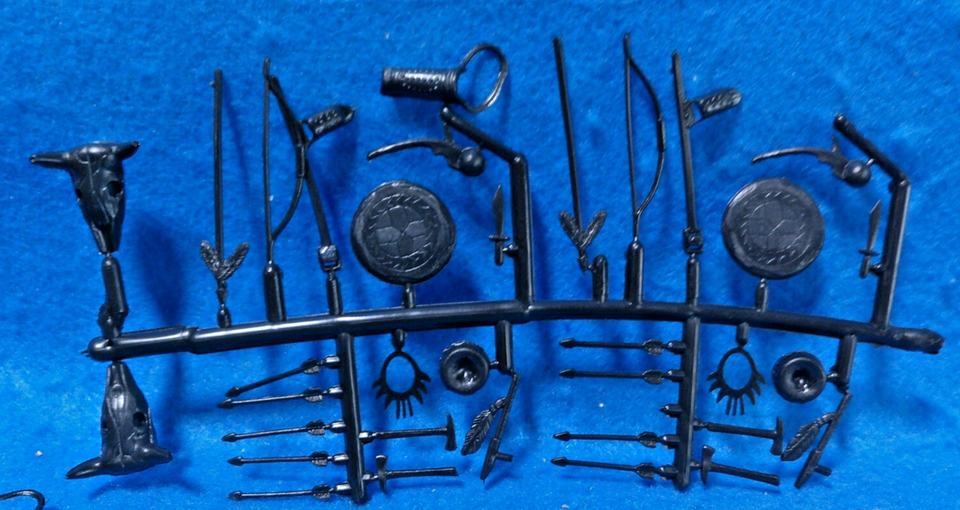 Marx western playset Indian weapons + accessories- over 135 pieces ...