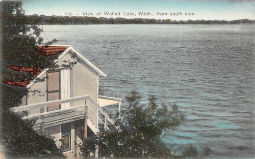 # G3018 WALLED LAKE, MI. POSTCARD, VIEW OF LAKE | eBay