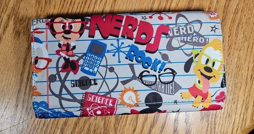 Disney Nerds Wallet Mickey Minnie Mouse Clean Trifold | eBay