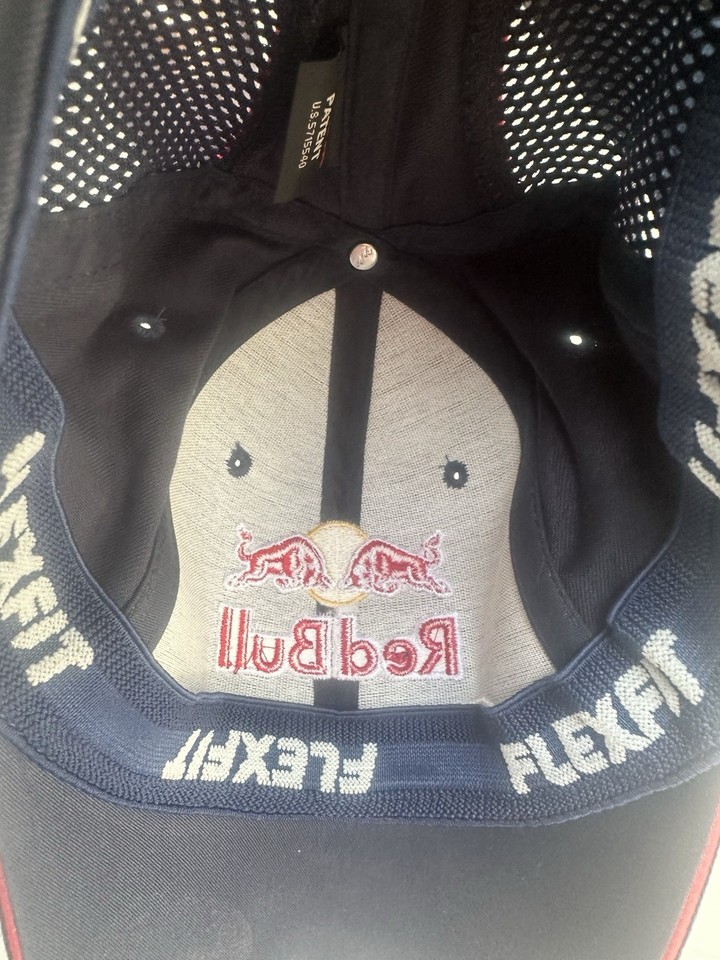 Mark Webber SIGNED RED BULL INFINITI baseball cap 2013 100% Genuine ...
