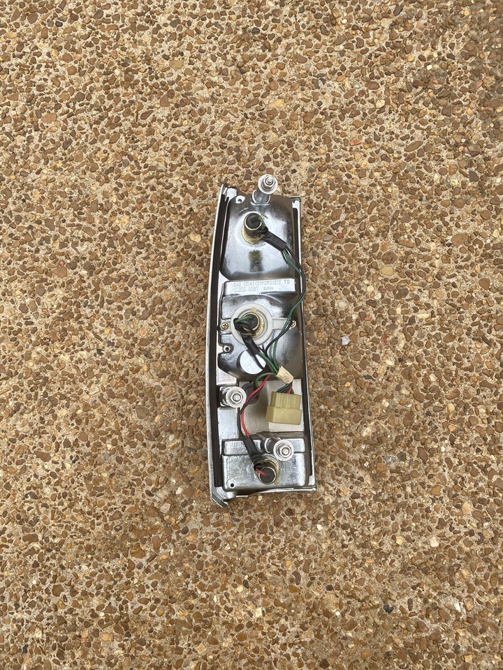 IKI Tail Light Assembly DOT SAE A79 & 7116 Right Passenger (2)A1(2)P2RS ...