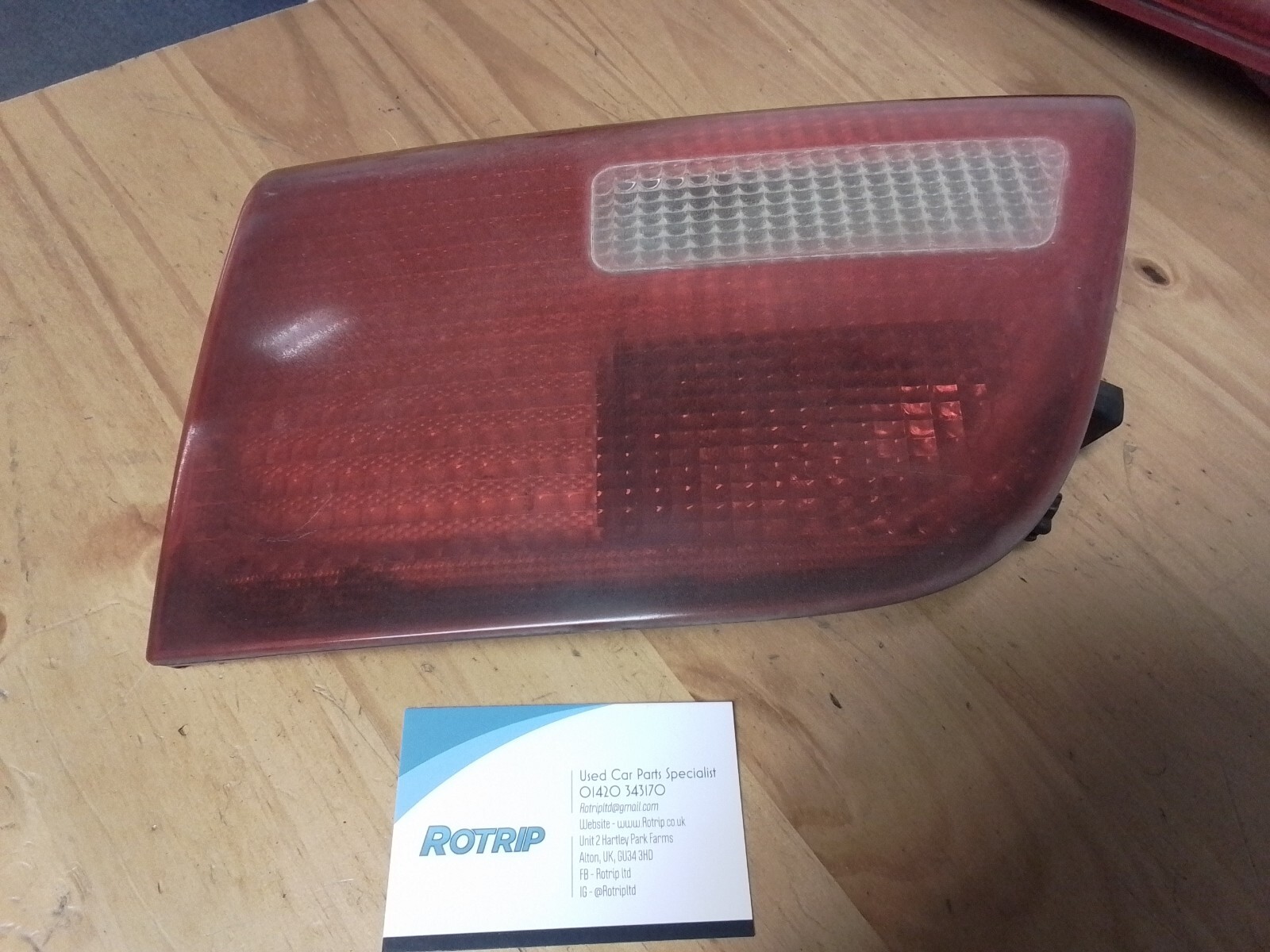 BMW E53 X5 Driver Side Tailgate / Boot Lid Rear Inner Light Right for ...