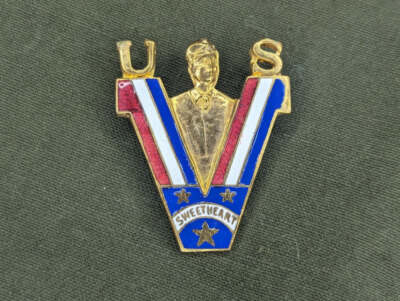 Vintage WWII V for Victory US Army Soldier Sweetheart Pin Brooch 1940s ...