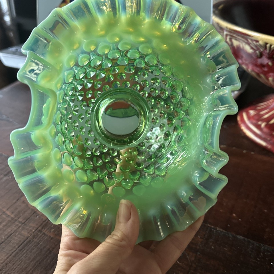 50s Old Fenton Green Opalescent Glass Antique Lime Uranium Super Glow ...