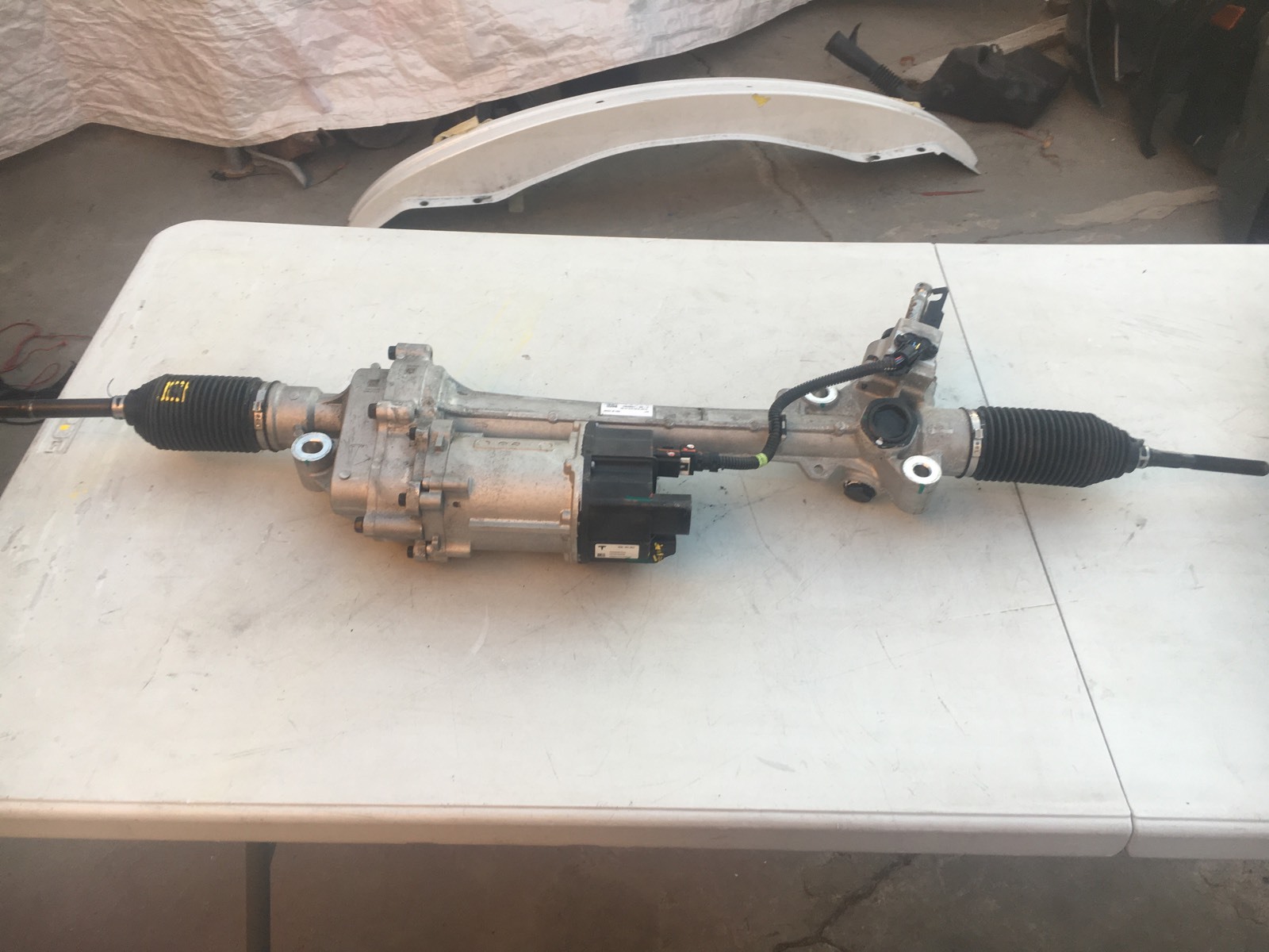 2016 -17 Tesla Model S Steering Gear/Rack & Pinion Part 1060801-00-C | eBay