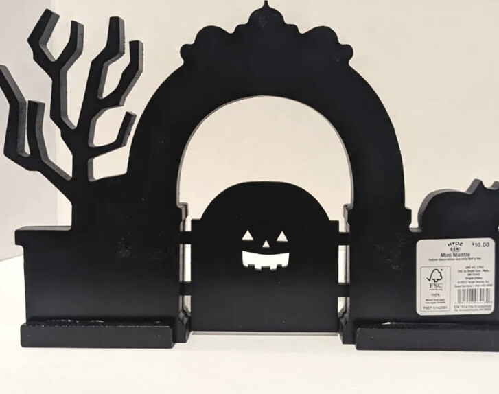 Target Halloween Hyde & Eek Mini Mantle Cemetery Gates Pumpkin Cat | eBay