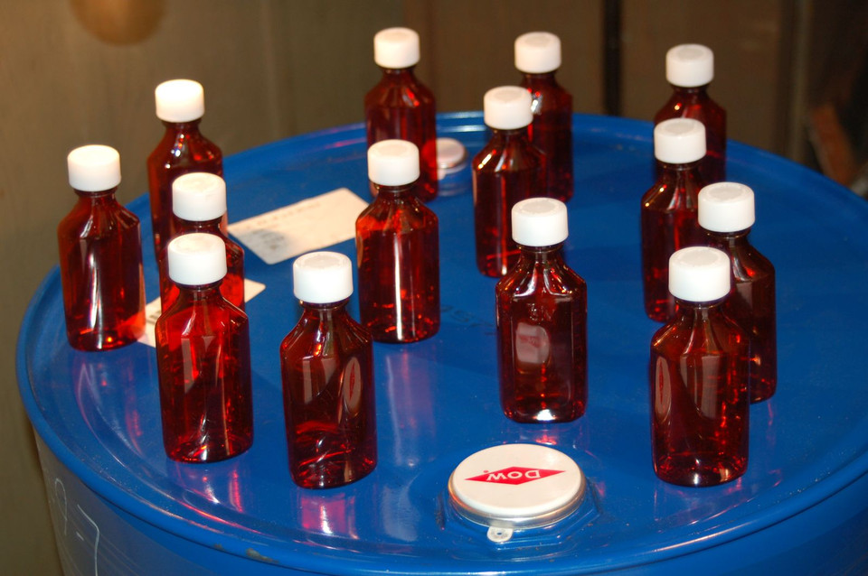 Ucon LB-65 oil for Gibson, Morley, Fender oil can tremolo echo delay ...