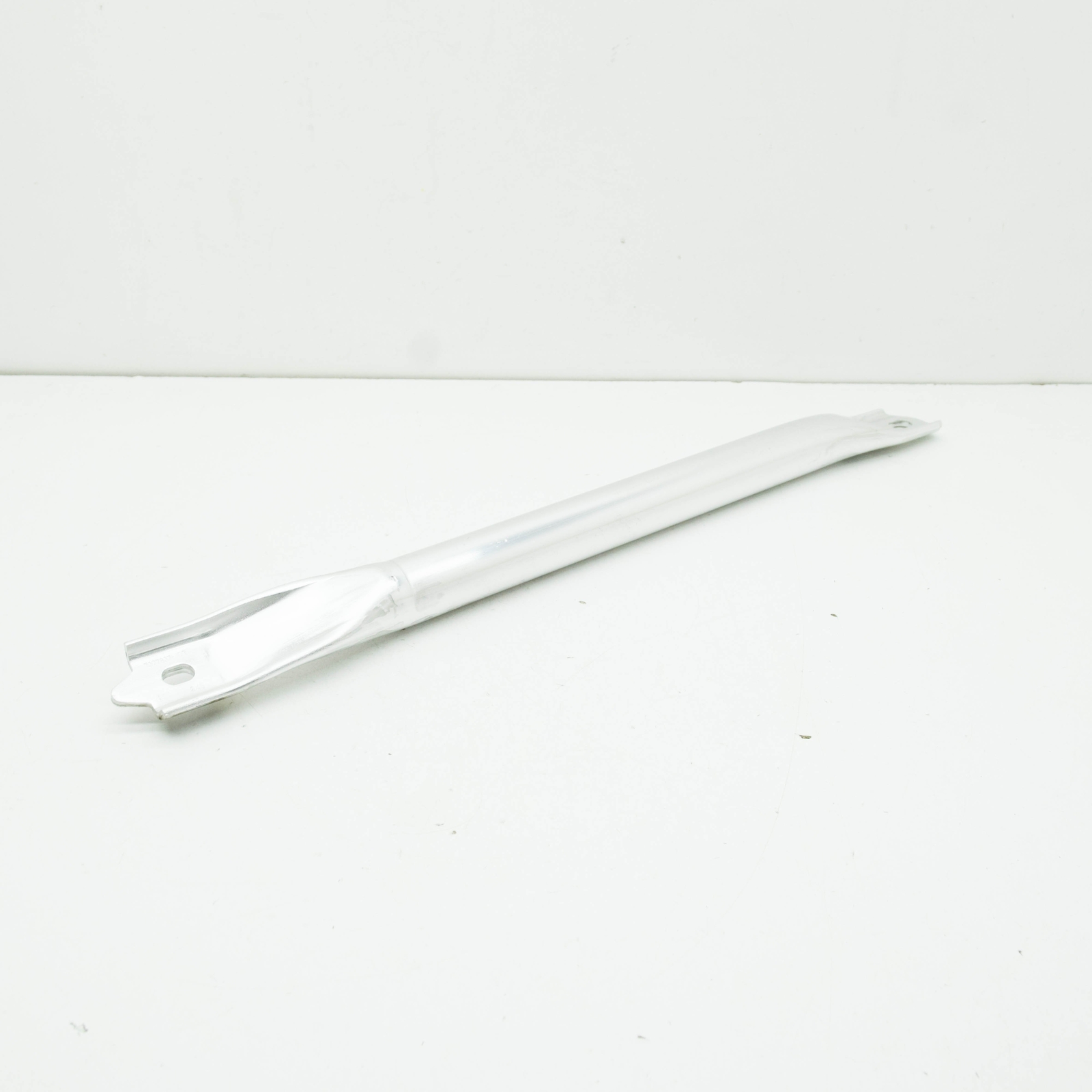 BMW 6 Gran Turismo G32 Front End Body Brace 51617377837 NEW GENUINE | eBay