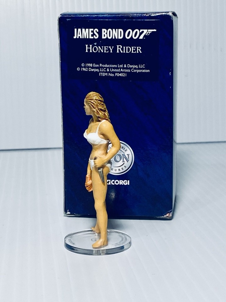 Corgi Icons 007 James Bond Honey Rider / Ursula Andress # F04021 From ...