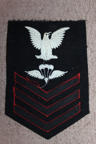 Original WW2 U.S. Navy Parachute Rigger 1st Class Wool Uniform Rate ...