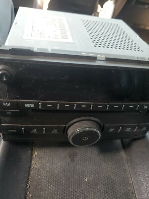 GM Radio From 2009 Silverado Delphi Delco GM Part Number 25974801 Del ...