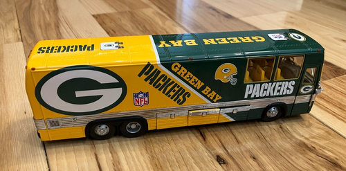 Danbury Mint Green Bay Packers Team Bus Mint Condition With Box | eBay