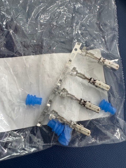 OEM Deutz Diesel Engine Plug In Connector 04211197 | eBay