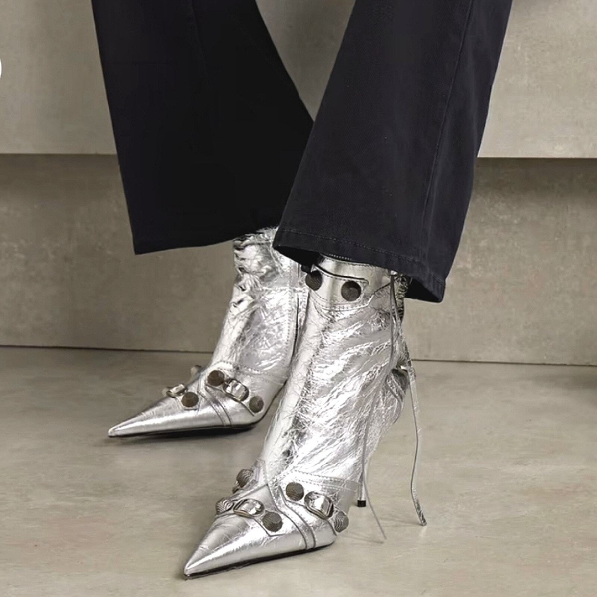 NEW$1,950 BALENCIAGA Le Cagole Studded 90mm Metallic Leather NEW$1,950 BALENCIAGA Le Cagole Studded 90mm Metallic Leather