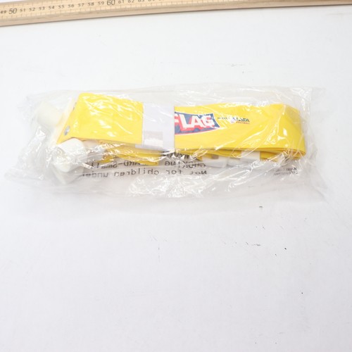 Adjustable Flag Football Popping Flags w/Side Release Belt Buckle Set ...