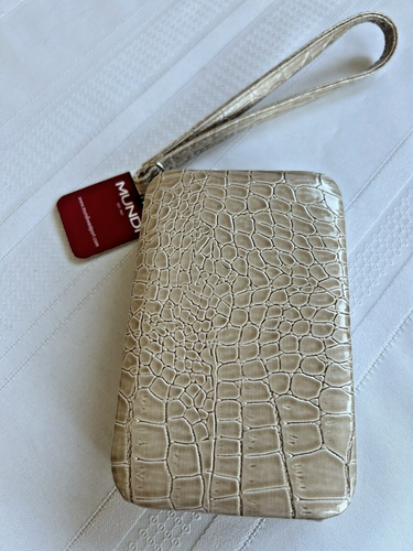 Mundi Smart Case Slim Design Snap Lock Wristlet NWT 5-1/4 x 3-3/4 ...