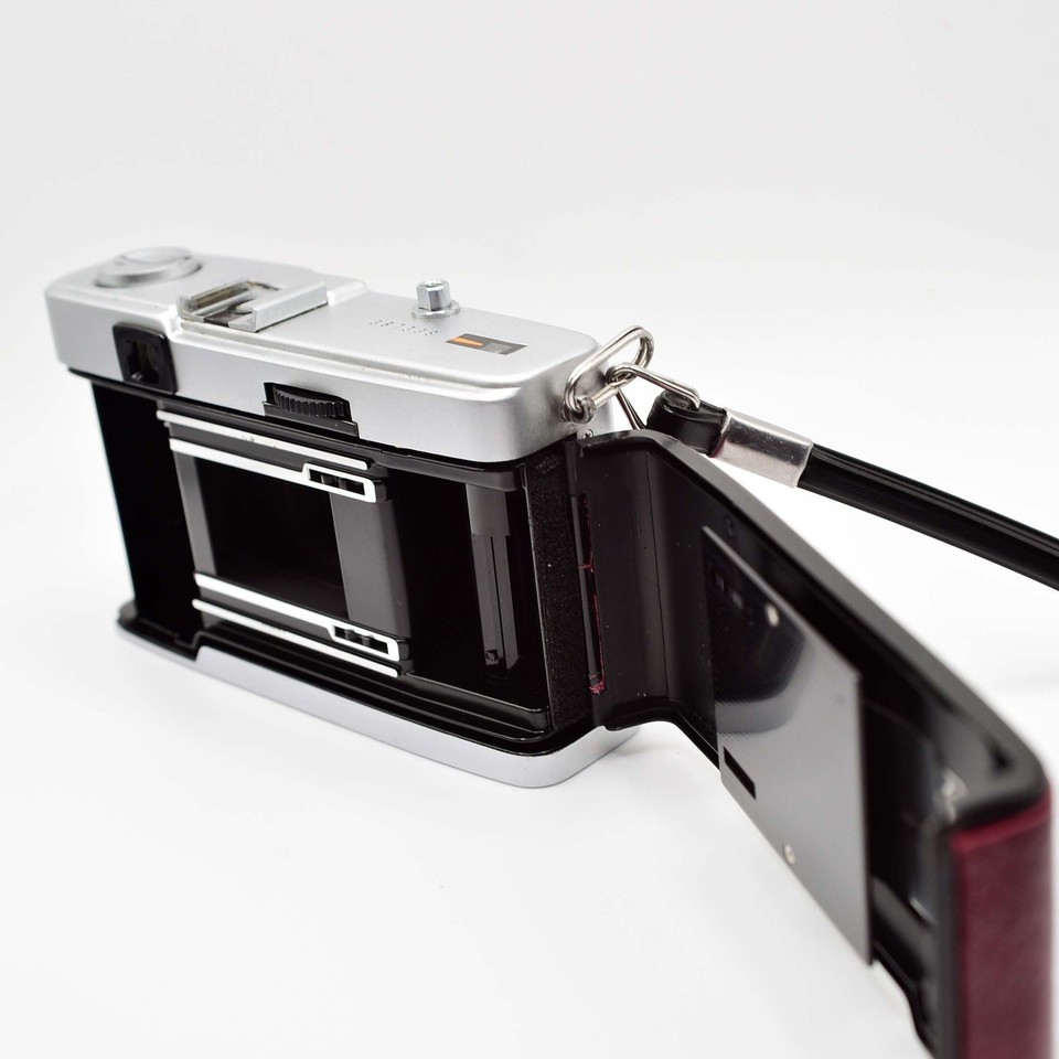 Olympus Trip 35 1969 Renovated/Serviced RED LEATHER - 90 DAY WARRANTY ...