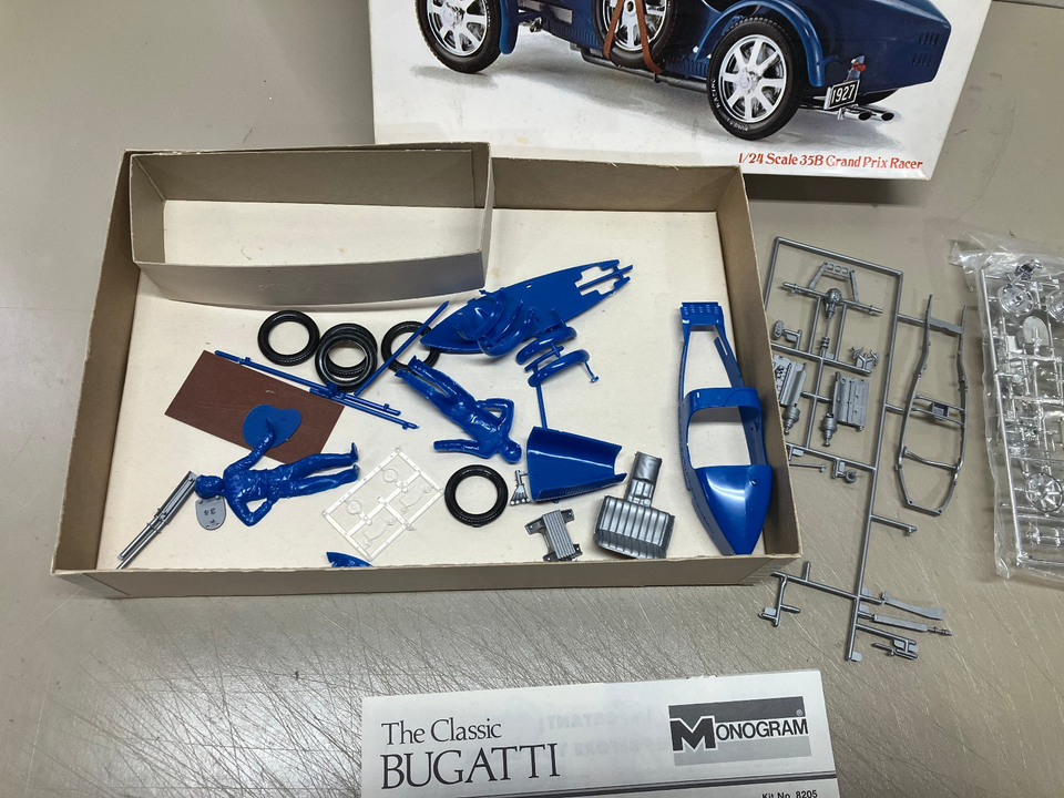 VINTAGE MONOGRAM 1/24 SCALE 1970's BUGATTI 35B UNBUILT KIT | eBay