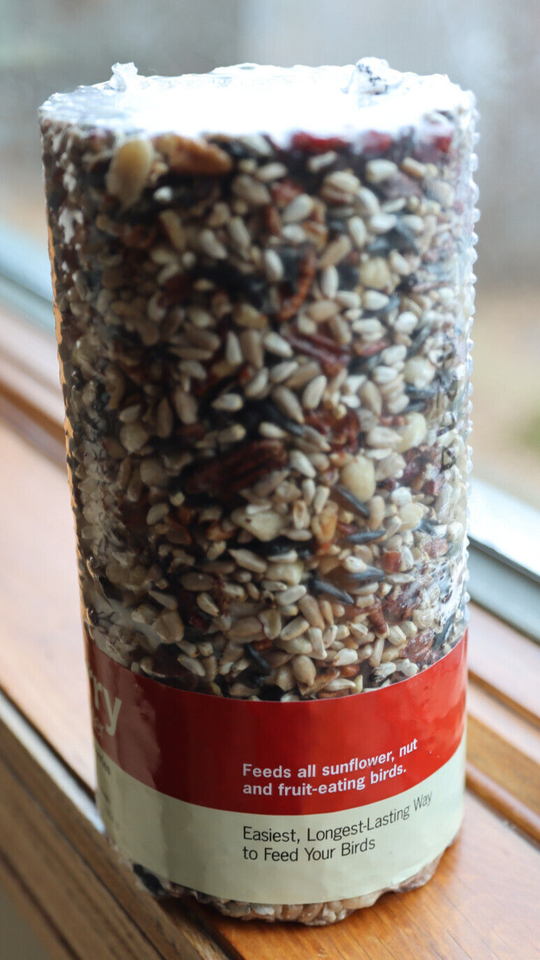 Wild Birds Unlimited Cranberry Cylinder Bird Seed Large 1.75 lb ...