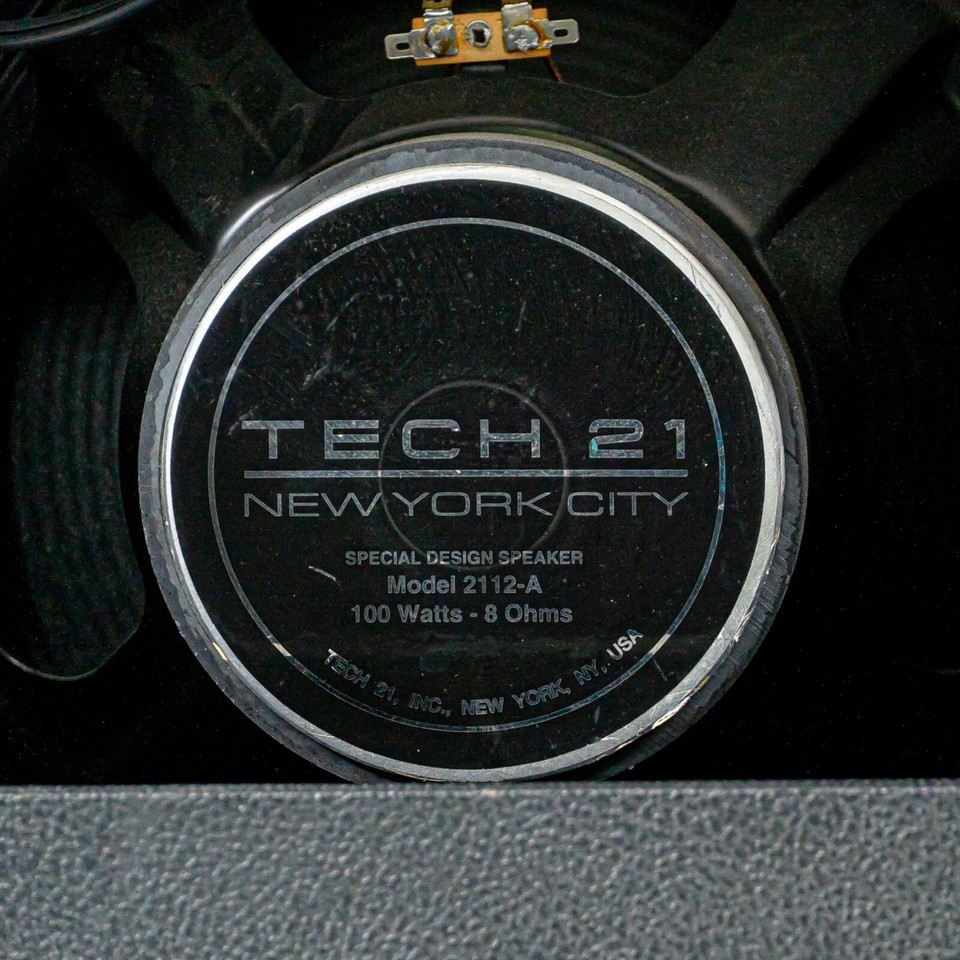 Tech 21 Trademark 60 Solid State 60w Guitar Combo Amp – NYC-Built ...
