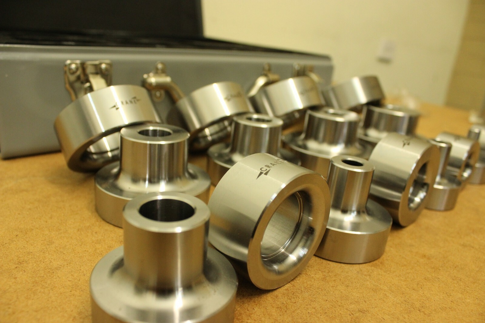 36 Pcs Dimple die + Hydraulic hole punch set. 16 - 63mm cut, 1/2-2.5 ...