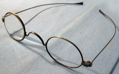Optical - Temple Eyeglasses