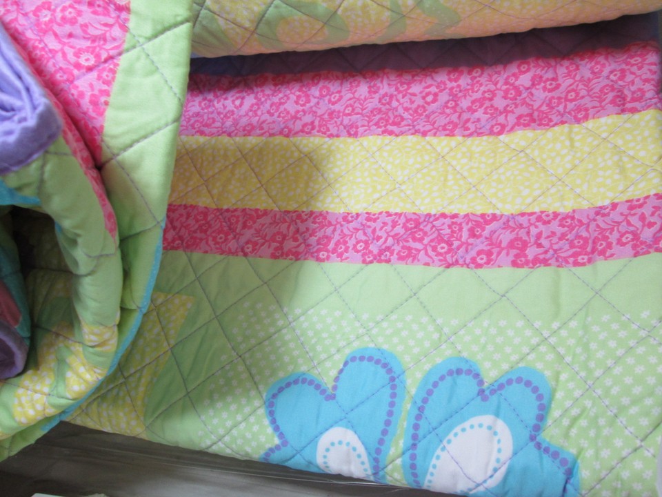 Laura Hart Kids Collection SWEET HELENA Twin Quilt & Sham Set ~ Flowers ...