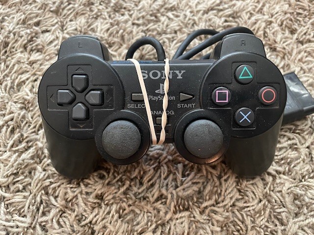 LOT OF 2(TWO) OEM SONY PLAYSTATION 2 PS2 DUALSHOCK 2 DS2 CONTROLLERS ...