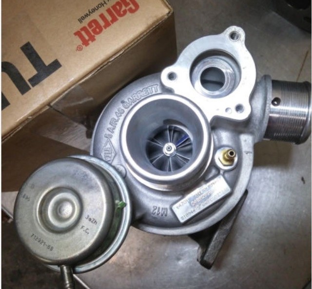 FIAT 500 Abarth OEM Turbo Garrett Gt1446 Glszm Dodge Dart 1.4l ...