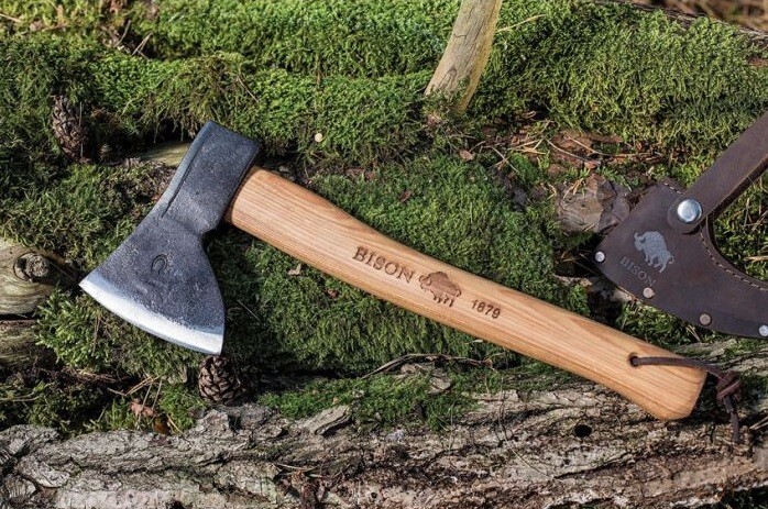 Bison 1879 Hunting Hatchet 5" Steel Axe Head 4" Cutting Edge Hickory ...