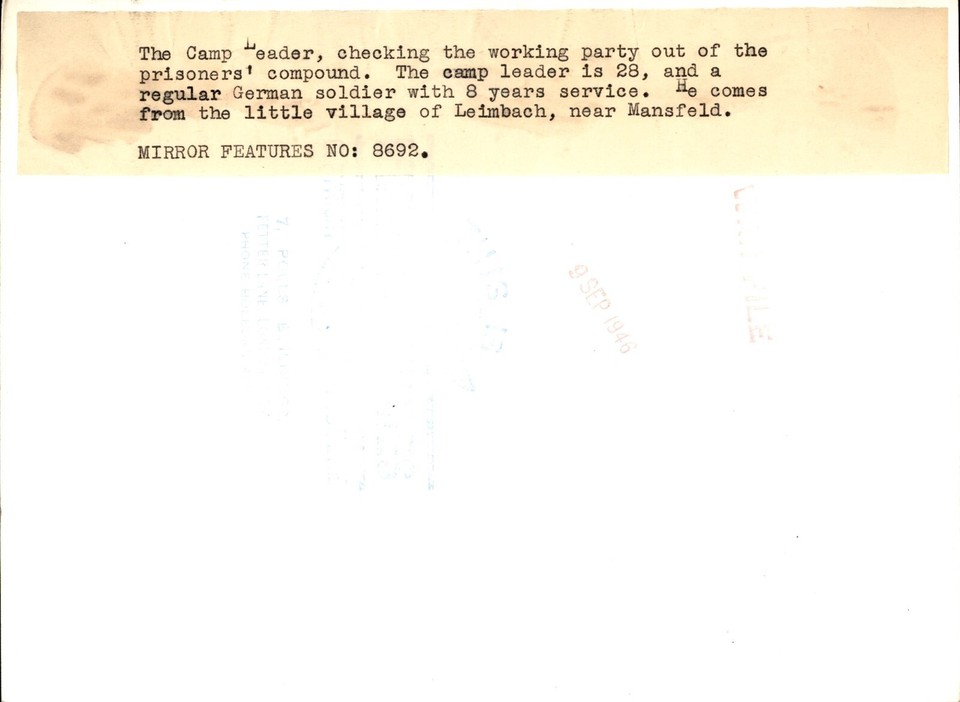 LD327 1946 Orig Photo GERMAN PRISONER OF WAR CAMP LEADER CHECKS ON ...