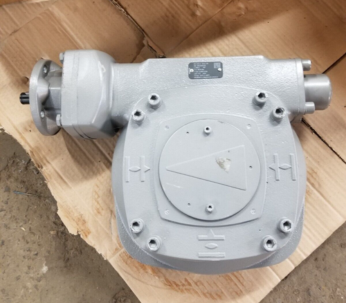 Auma GS-125.3 Gear Box 208:1 Torque in 40ft-lbs Torque out 5900ft-lbs ...