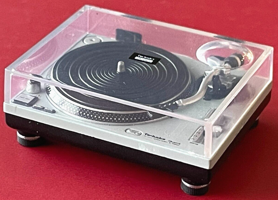 Technics Miniature Collection SL-1200MK2 SILVER Turntable Mini Fig DJ ...