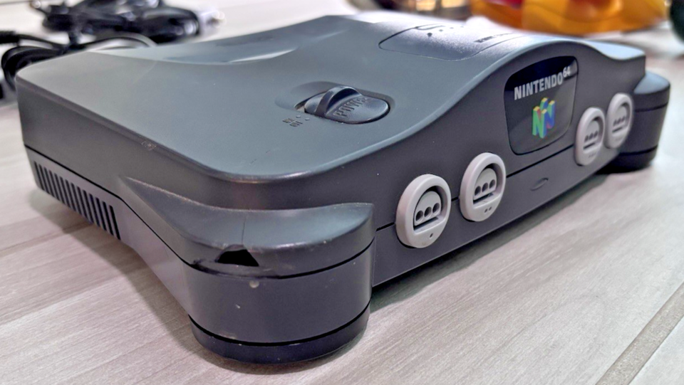 N64 Console Bundle 4 Controllers 10 Games Nintendo 64 Lot Tested, Road ...