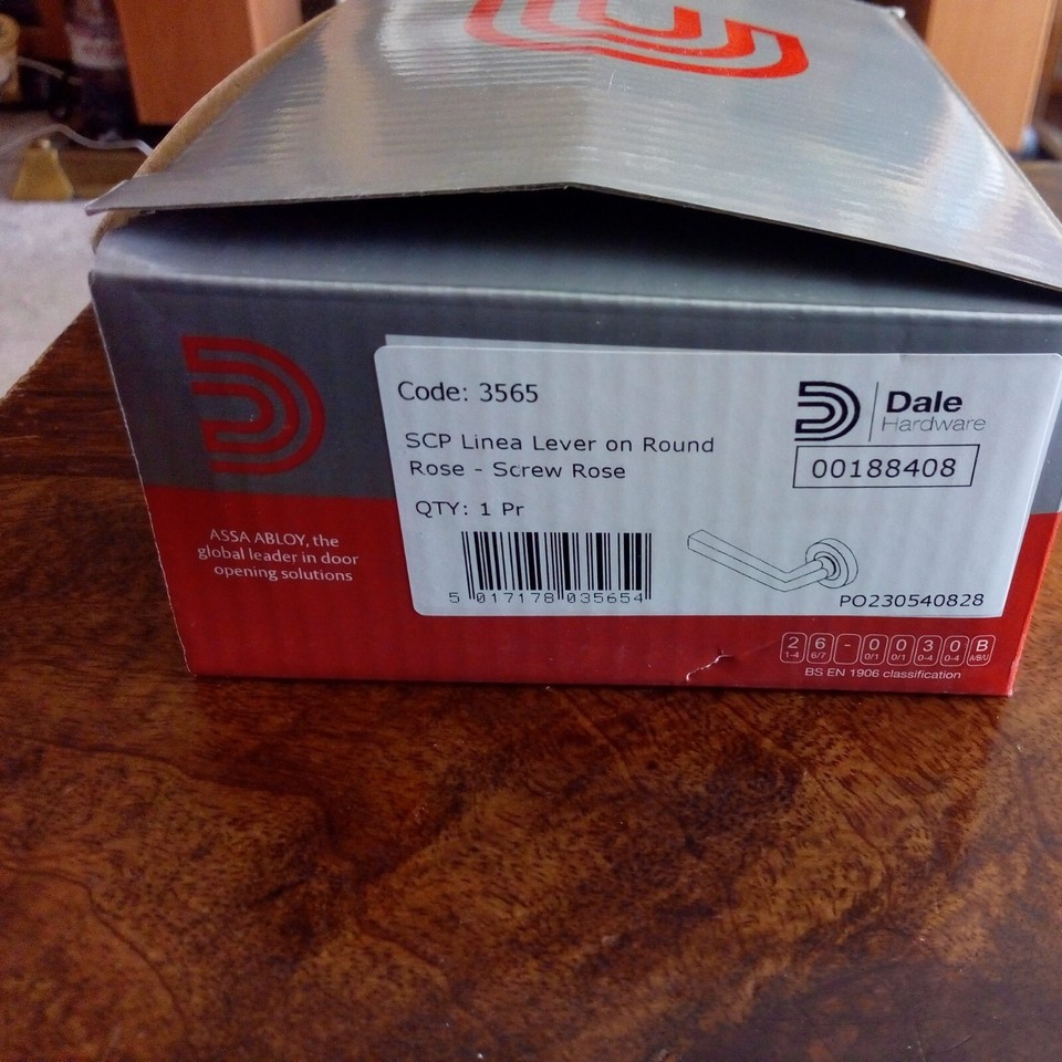 Assa Abloy Dale Hardware Linea SCP on Round Rose - Screw rose door ...