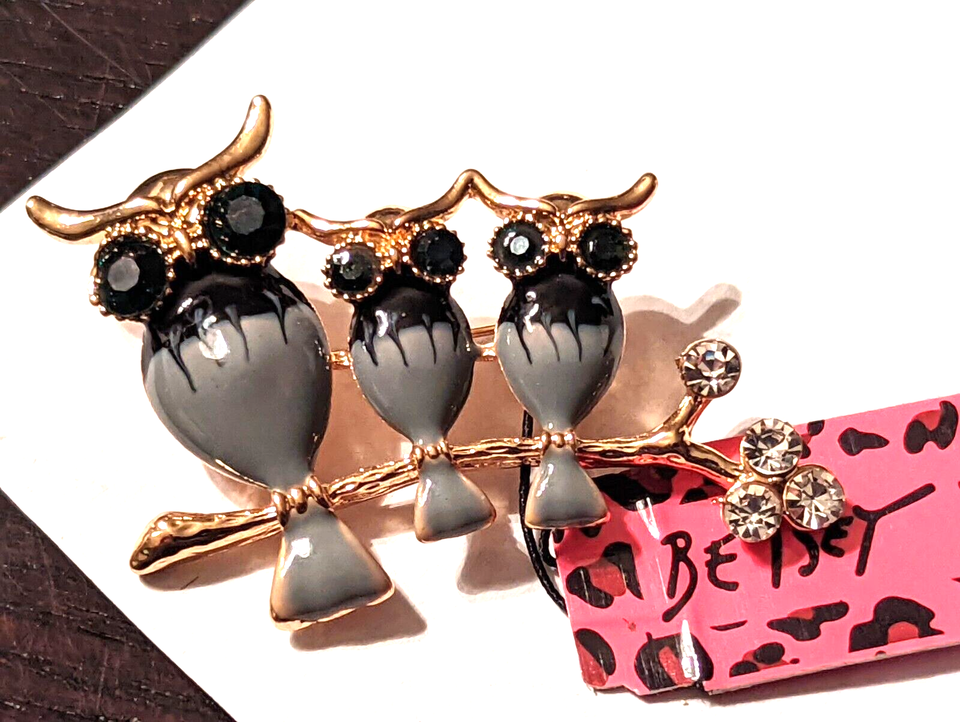 BETSEY JOHNSON CRYSTAL OWLS BROOCH- NEW WITH TAGS | eBay