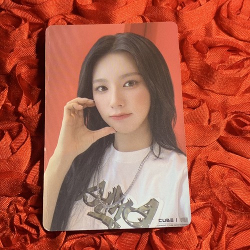 MIYEON (G)I-DLE BUTTERFLY Edition Celeb K-POP Girl Photo Card Cheek ...