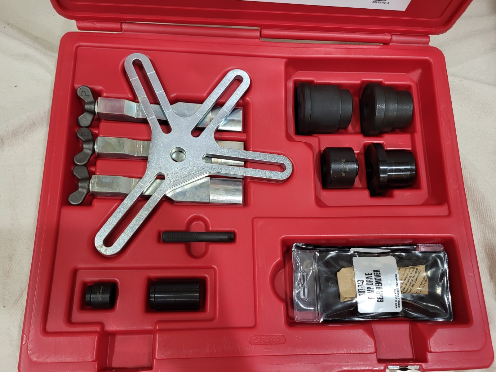 2-cases Ford Rotunda Tkit-2016p4-fl 10r80 Transmission Service Tool Kit ...